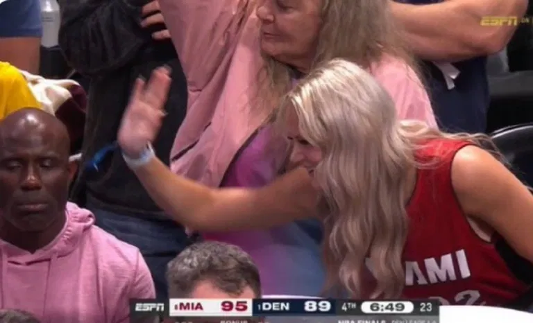 Broncos Legend Terrell Davis Goes Viral After Heat Fans High-Five in ...