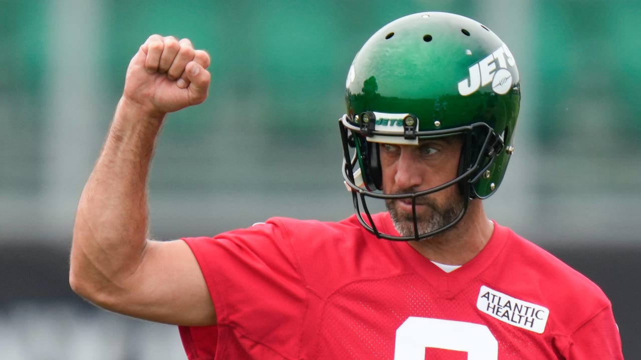 Aaron Rodgers Reveals the Main Reason He took Massive Pay Cut - TMSPN