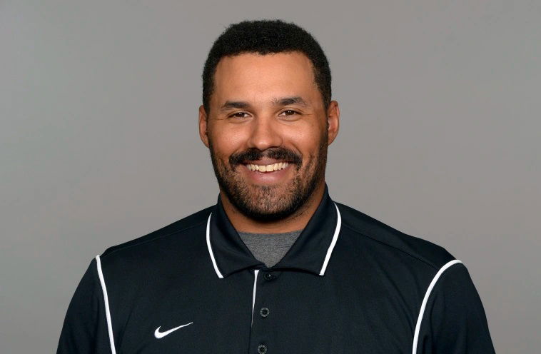 Jaguars Strength Coach Kevin Maxen Comes Out as Gay - TMSPN