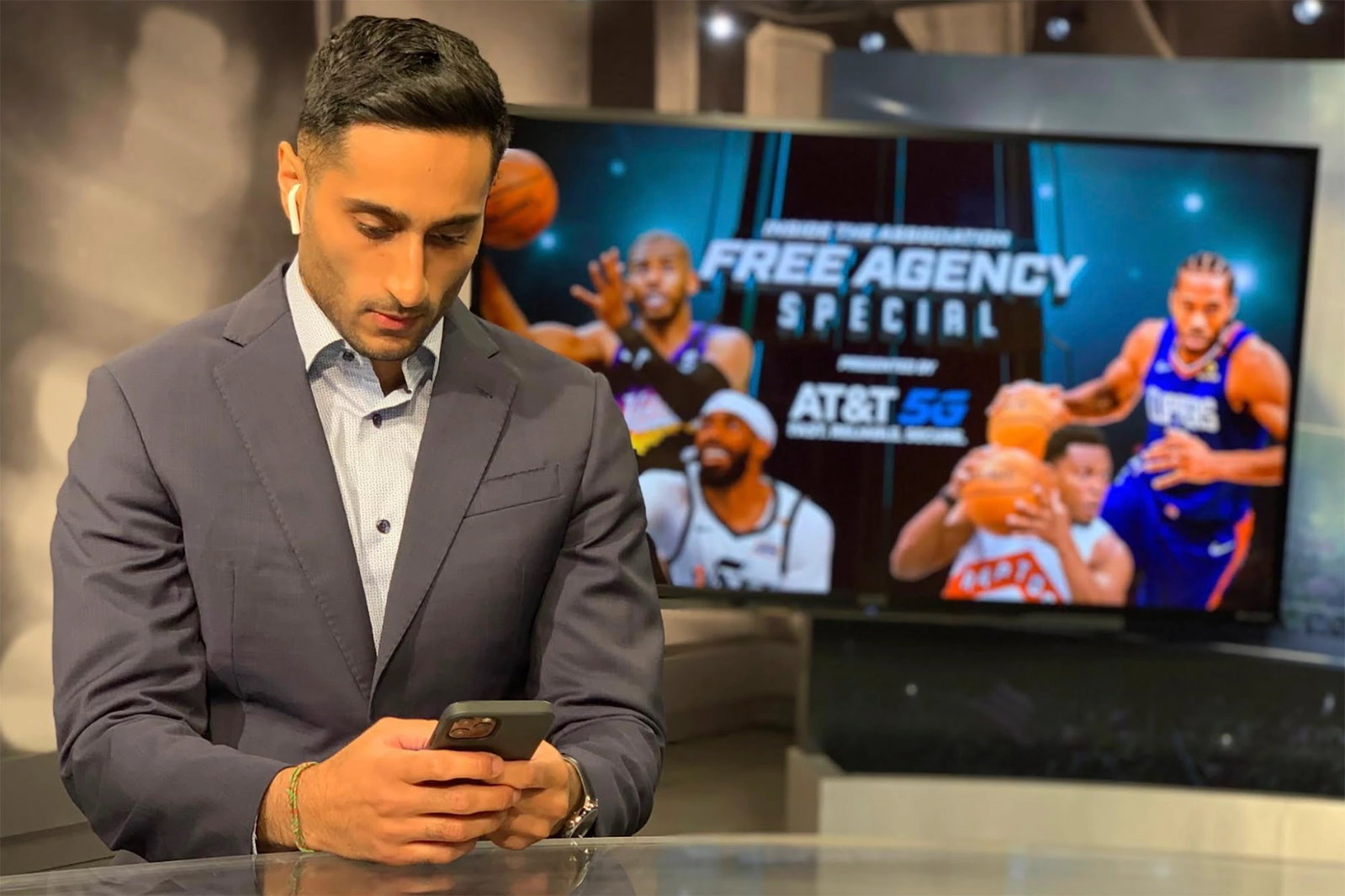 Shams Charania's Yearly Salary Revealed After Succeeding Woj as Lead ...