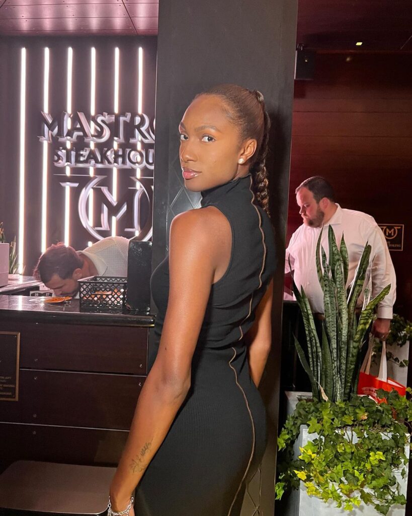 NY Giants Linebacker Carter Coughlin Gets Engaged Ahead of Season - TMSPN