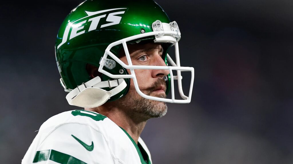 Updated Aaron Rodgers Retirement Odds Following His 'Rise Again' Post ...