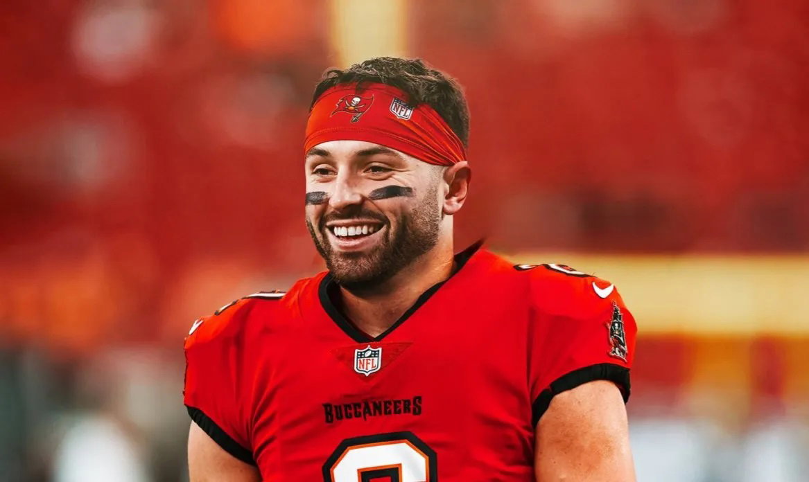 Morgan Wallen Joined by Hulk Hogan and Baker Mayfield at Rescheduled ...
