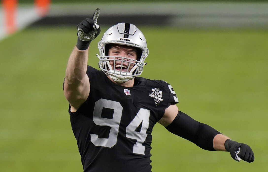 Internet Reacts to First Openly Gay Active NFL Player Retiring - TMSPN