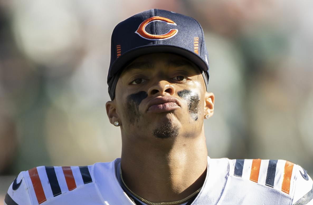 New Report Emerges On Justin Fields Being a Difficult 'Toxic' Teammate ... New Report Emerges On Justin Fields Being a Difficult 'Toxic' Teammate ...