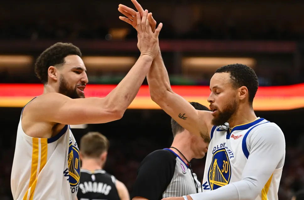 Steph Curry & Golden State Warriors Do Some Pre-Training Camp Bonding ...