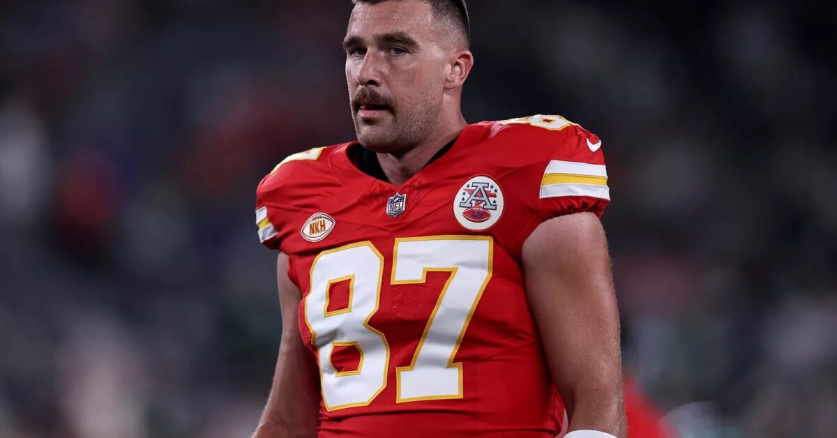 Travis Kelce Says He Feels Like a 'F-ing Jamoke' Following Ankle Injury ...