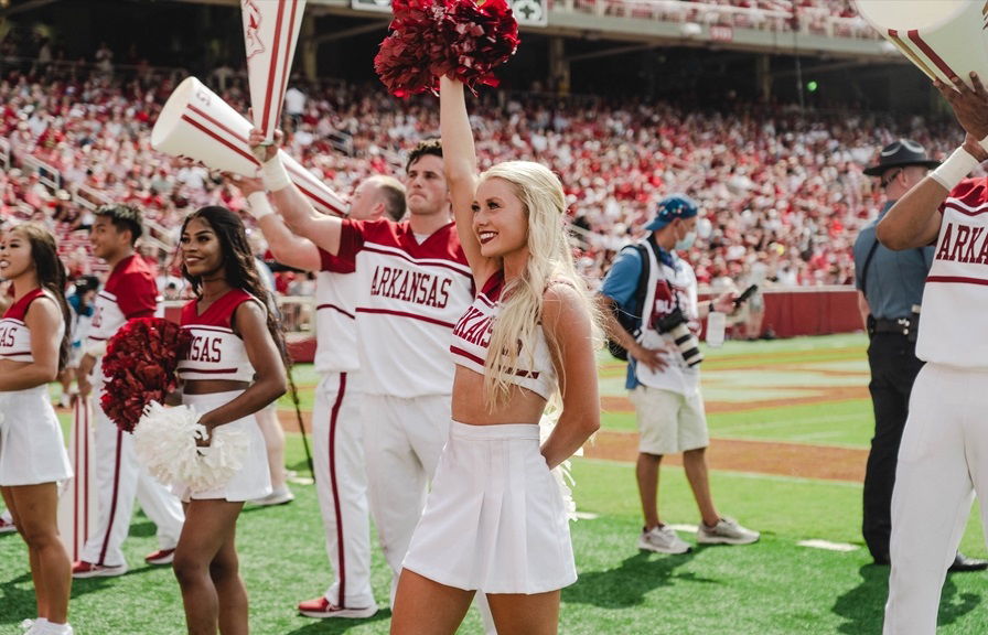 Arkansas Cheerleaders Go Viral Over Epic Fail Spelling Team's Name - TMSPN
