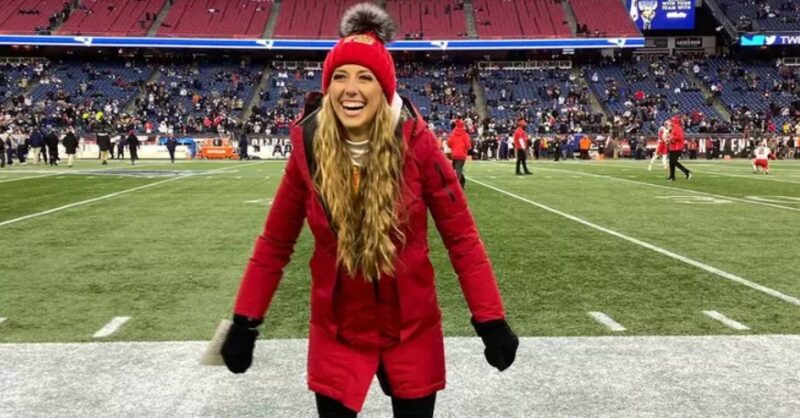 Brittany Mahomes Shows Off Life-Sized Nut Crackers, Christmas Tree ...