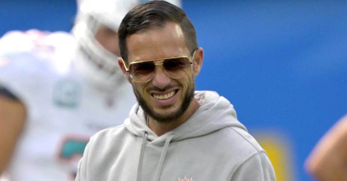 Mike McDaniel Criticizes Tua Tagovailoa Amid Dolphins’ Nightmare Start ...