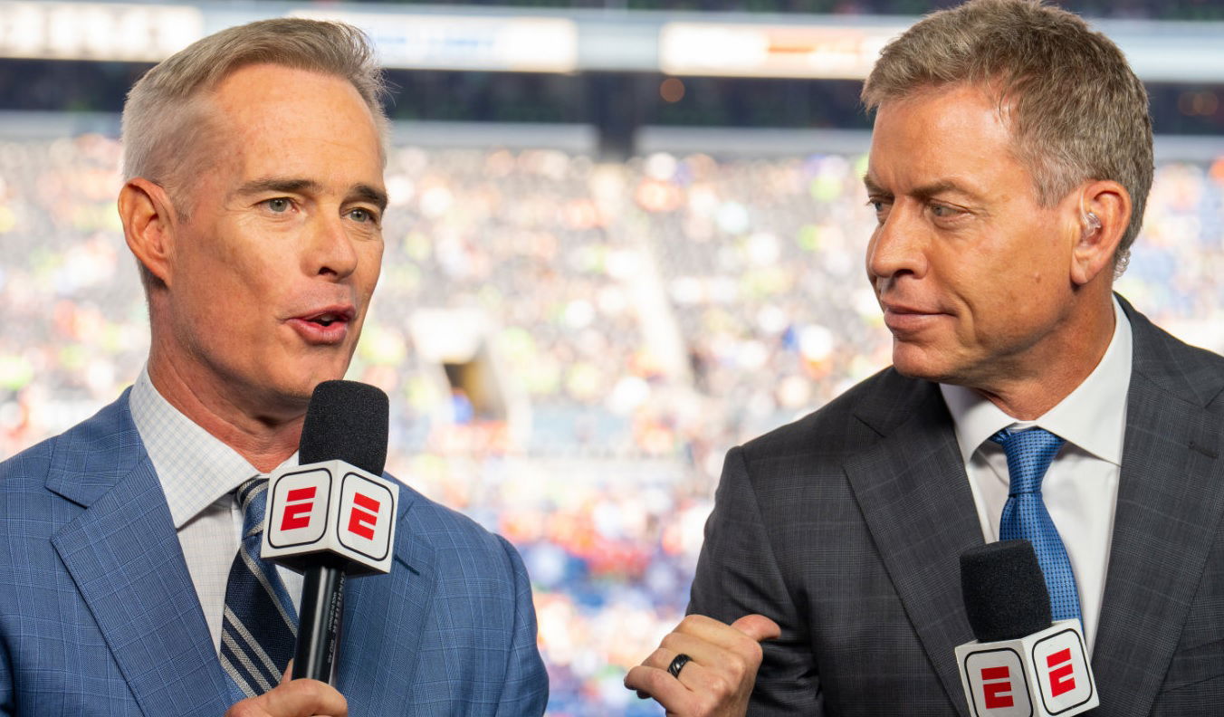Joe Buck, Troy Aikman Were Happy About the Vikings-Bears Game Ending - TMSPN