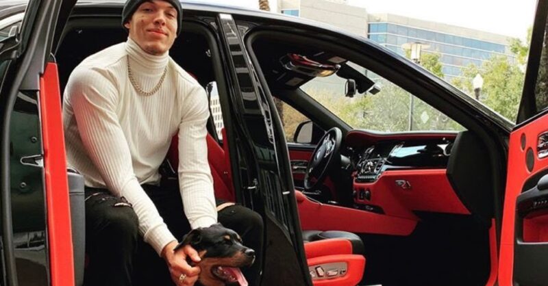 Aaron Gordon Out Indefinitely After Suffering Dog Bites to Face and ...