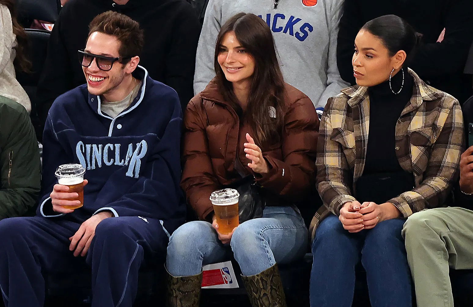 Knicks Allegedly Punish Model Emily Ratajkowski Over Fan Faux Pas - TMSPN