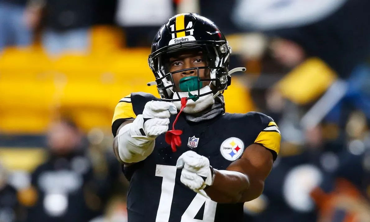 George Pickens Goes Viral for Bold WWE-Style Move on the Field - TMSPN