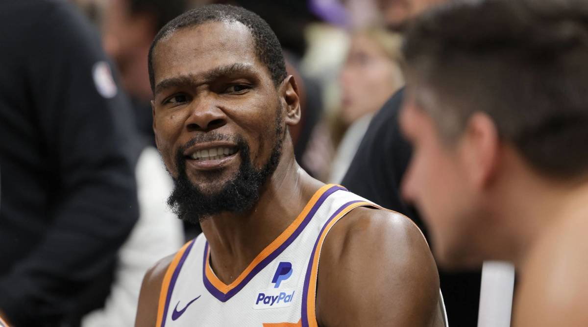 Kevin Durant Sustains Serious-Looking Ankle Injury - TMSPN