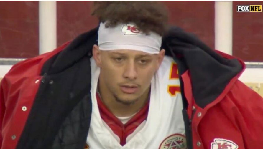 Patrick Mahomes Was Fuming in Frustration Following Another Kadarius Toney Drop - TMSPN