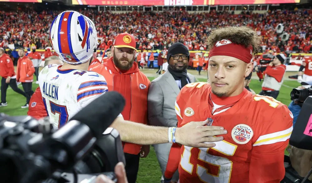 Patrick Mahomes Claims Offensive Offsides Penalty Impacted Travis Kelce ...