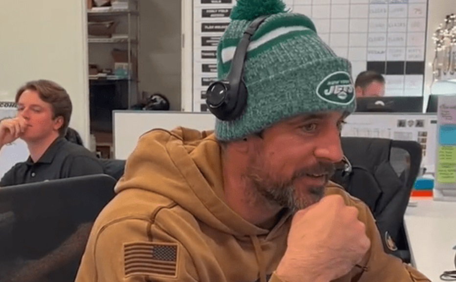 Aaron Rodgers Working as Jets Ticket Rep While He Recovers From ...