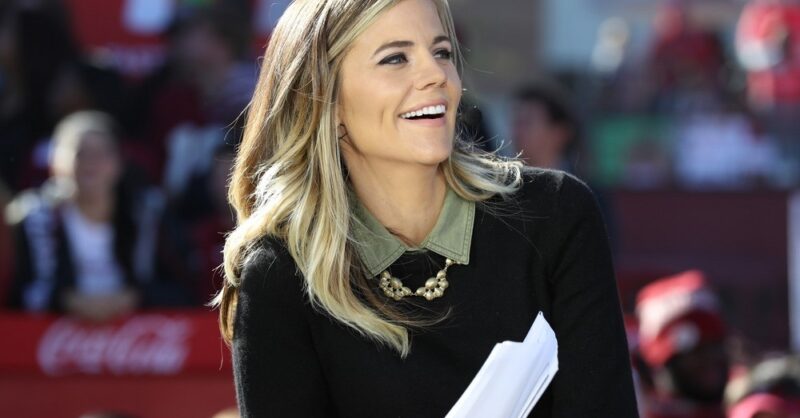 ESPN’s Sam Ponder Goes Viral Over Her Daring Christmas Costume - TMSPN