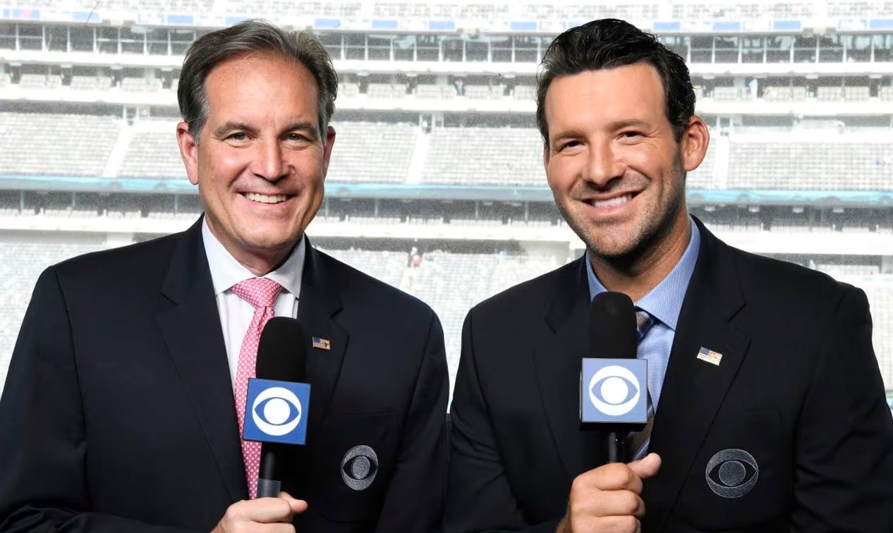 Tony Romo’s Bizarre Noises During Bills–Chiefs Broadcast Leave CBS ...