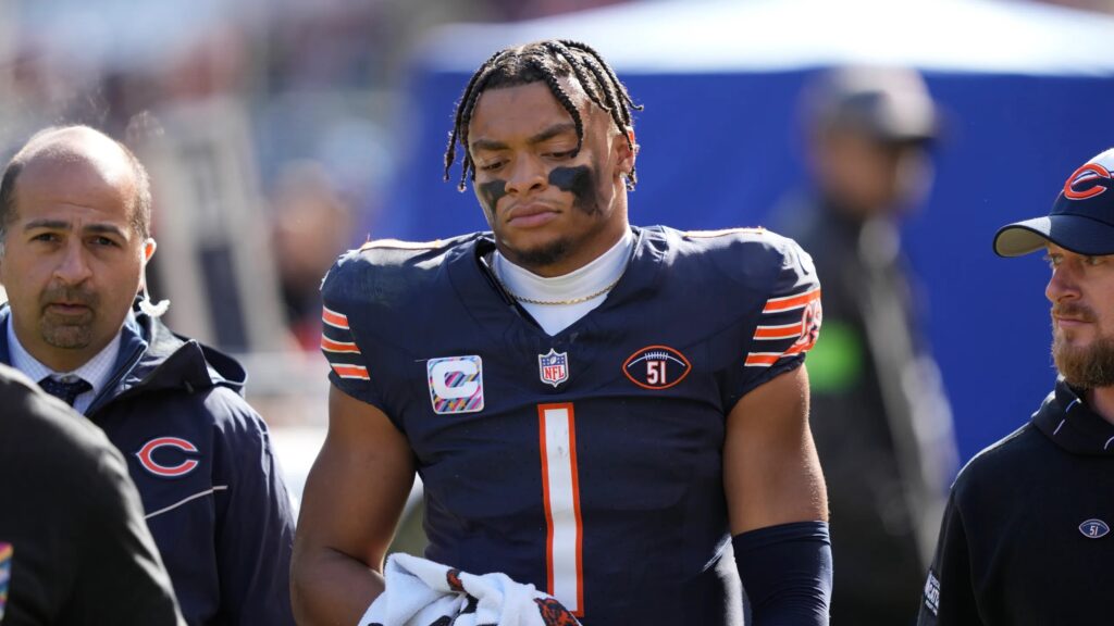 NFL Insider Benjamin Allbright Expects the Bears to Move On From Justin Fields - TMSPN