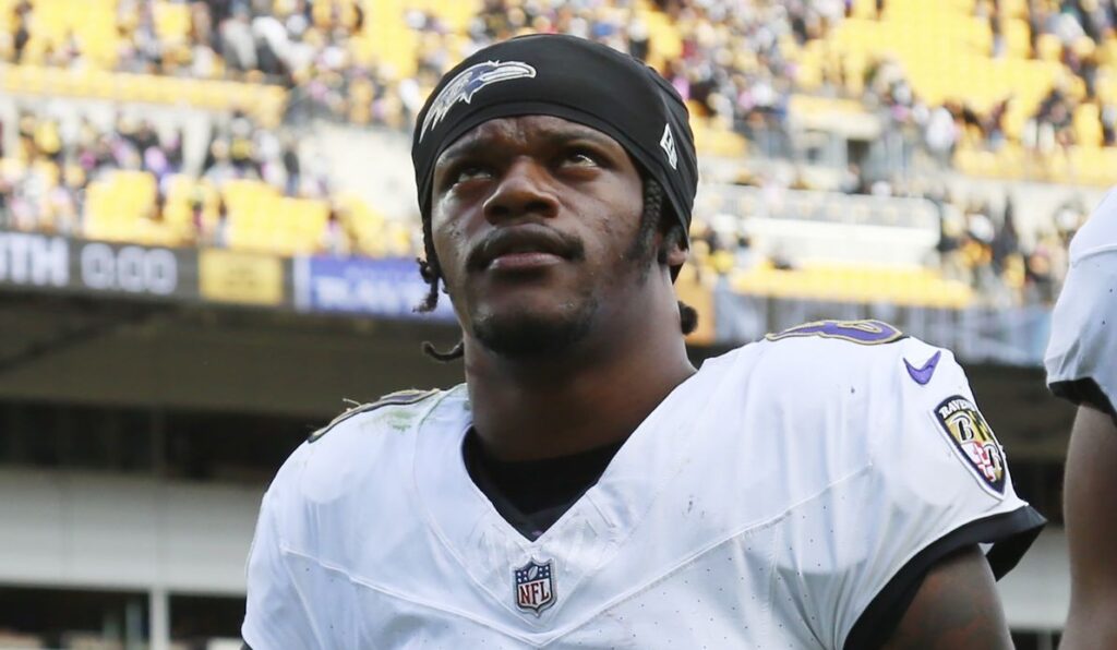 Dale Earnhardt Jr. Addresses Legal Dispute With Lamar Jackson Over No. 8 - TMSPN