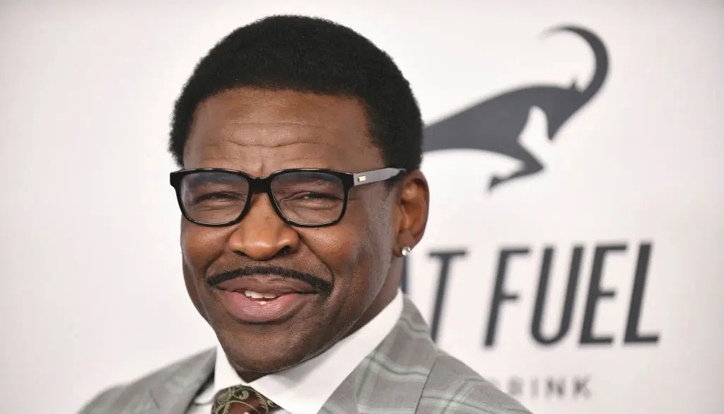 Michael Irvin Reflects on Cowboys’ Notorious 1994 ‘White House,’ Describes It as a Place Players ...
