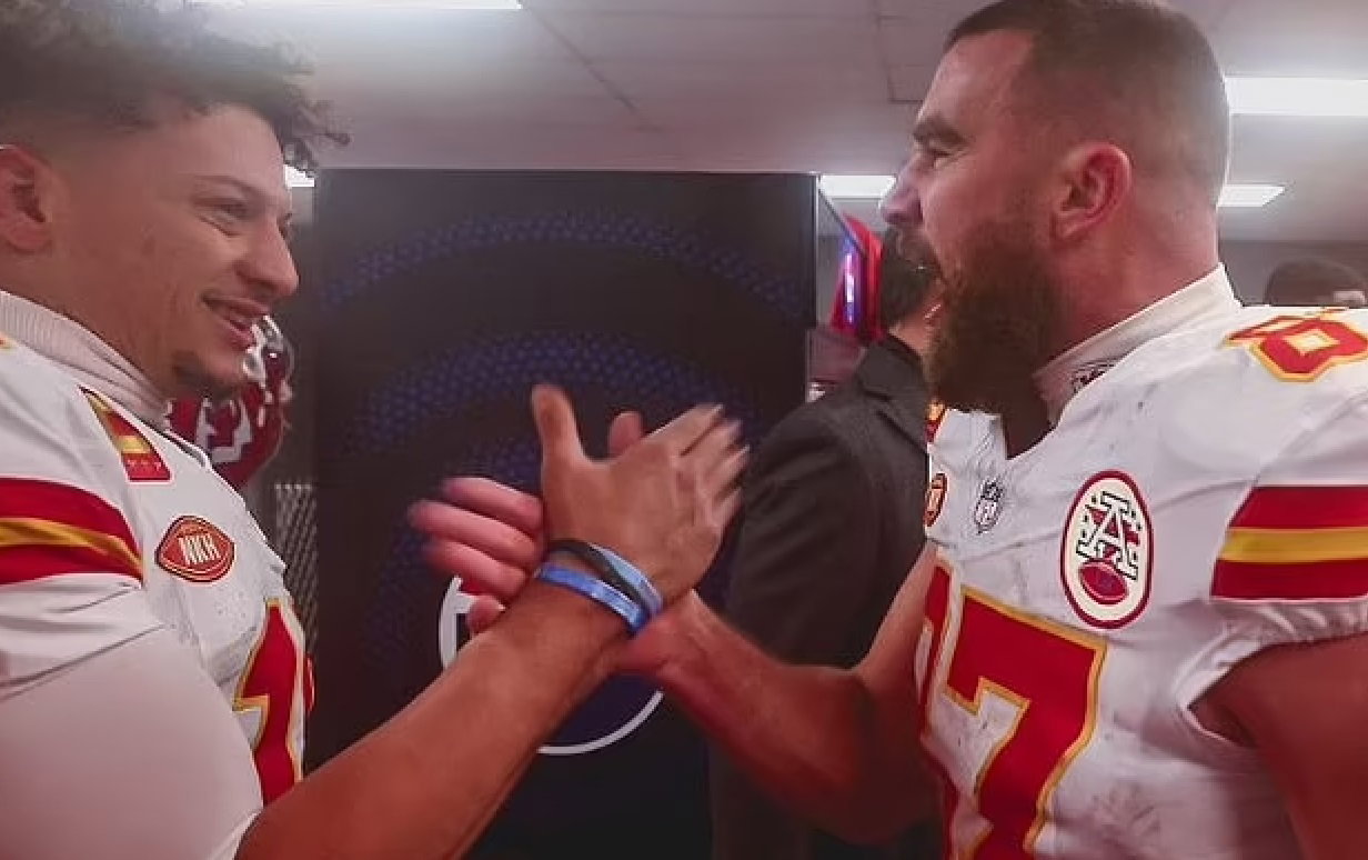 Patrick Mahomes' Locker Room Speech Goes Viral After Beating Bills - TMSPN