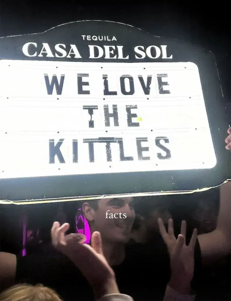 Travis Kelce’s Ex Girlfriend Kayla Nicole Getting Close to Niners WAGs ...