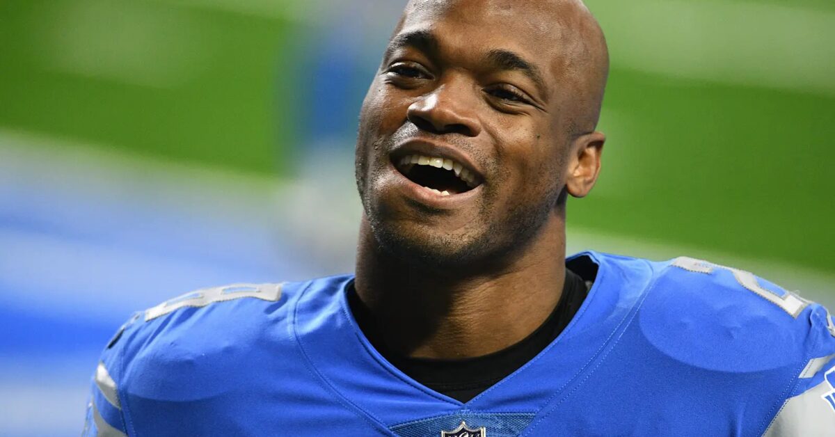 Mugshot of Former NFL Star Adrian Peterson Released After Arrest on ...