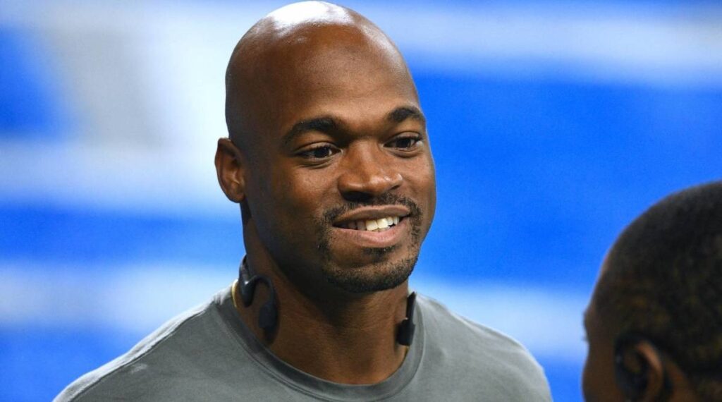 Adrian Peterson and Poker Night Rival Land Celebrity Boxing Deal Offer ...
