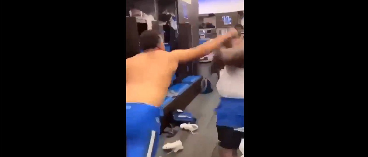 Resurfaced Video of Kentucky Players Fighting Each Other in Locker Room ...