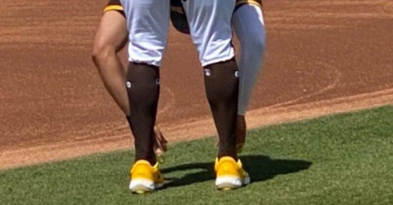 MLB Player Suffers Embarrassing Wardrobe Malfunction While Wearing ...