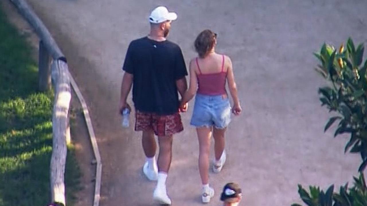 Travis Kelce and Taylor Swift Meet Koalas at Sydney Zoo After He Lands ...