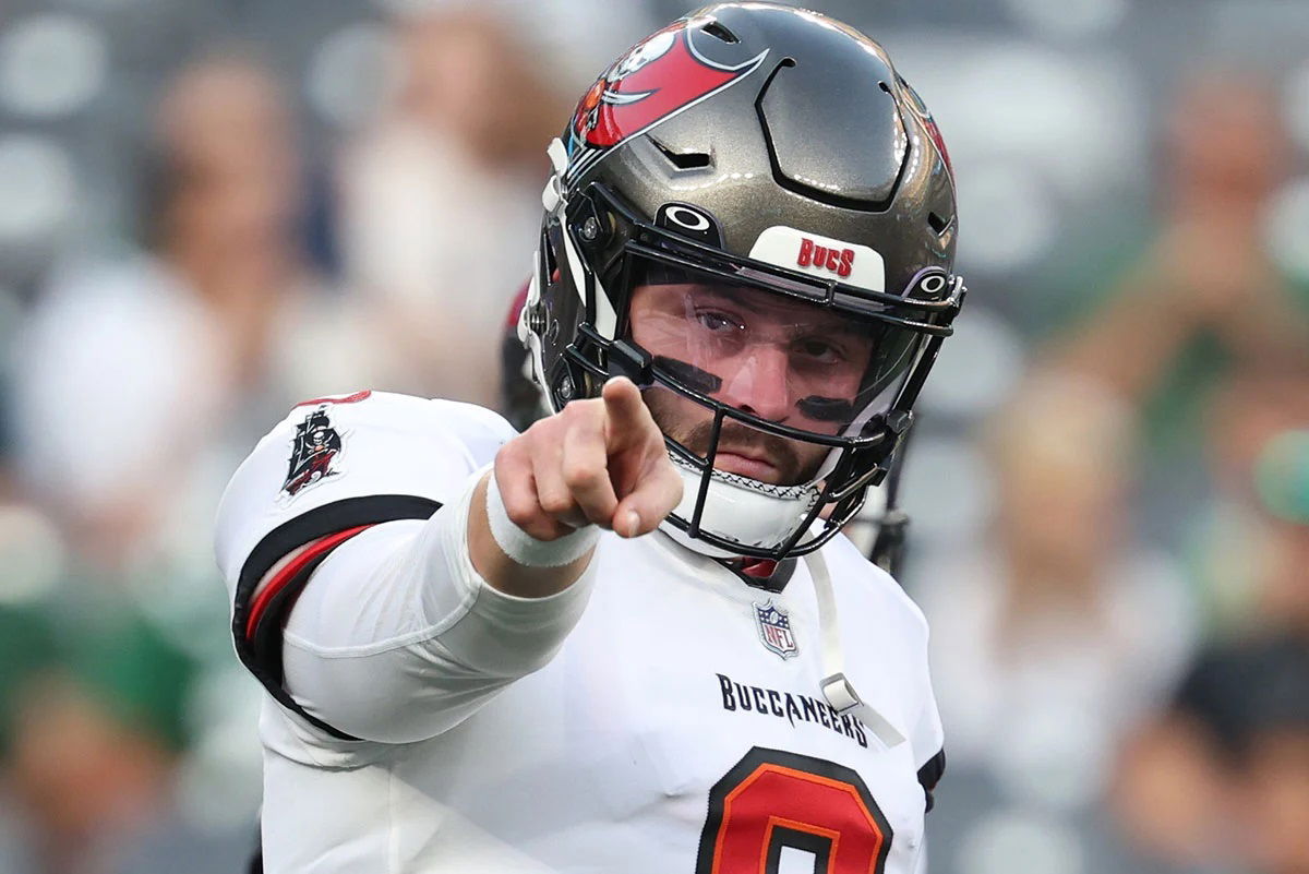 Baker Mayfield Caught in Heated Pregame Clash with Fan — Then Returns for More Trash Talk After ...