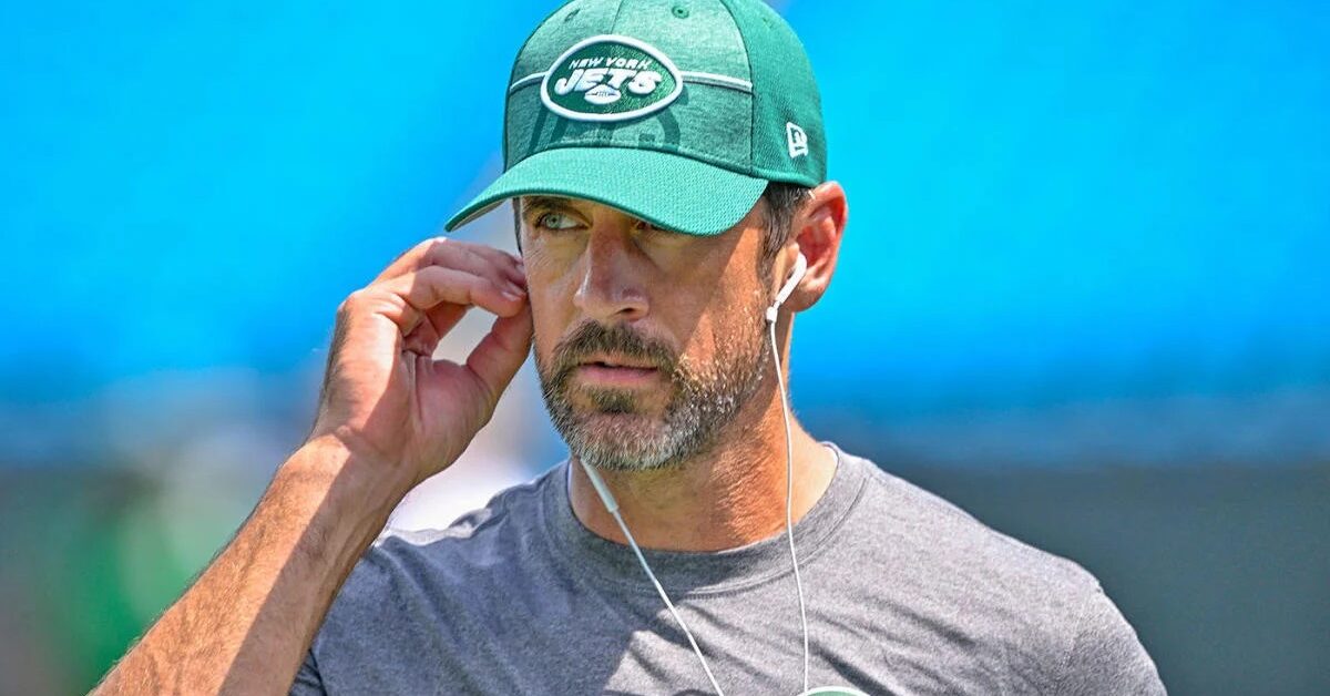 Brett Favre Weighs In on Aaron Rodgers' Possible Move to the Vikings - TMSPN