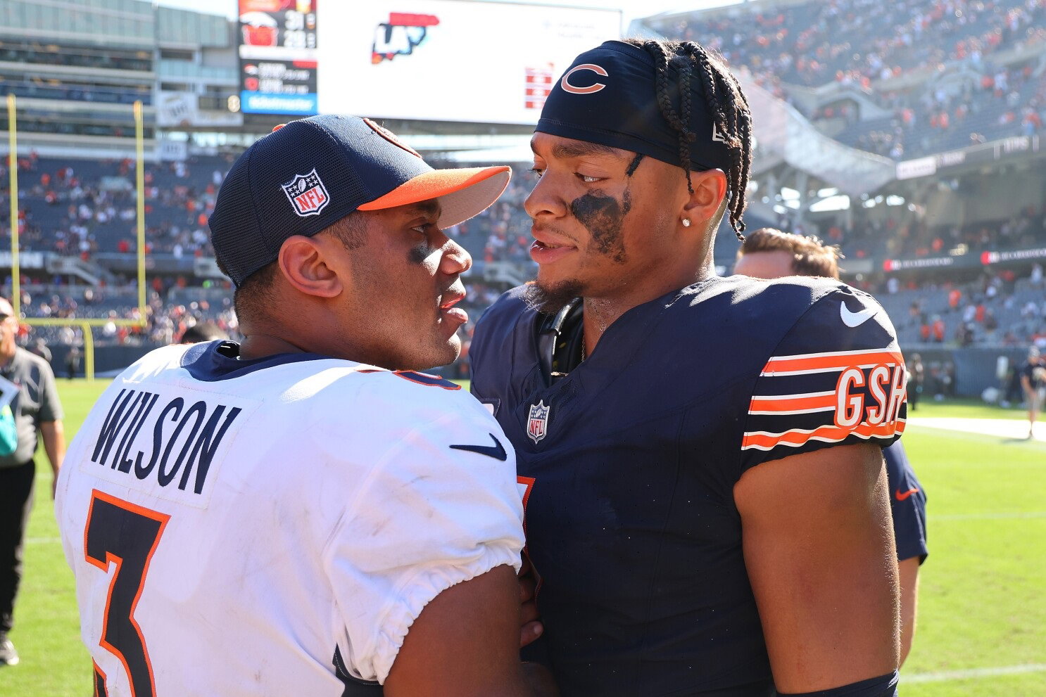 Russell Wilson Welcomes Justin Fields to Pittsburgh Following Steelers ...