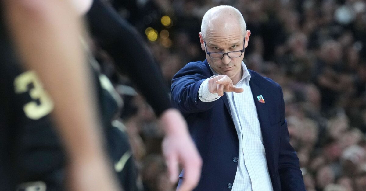 UConn Announces New Dan Hurley Contract Details After Turning Down ...