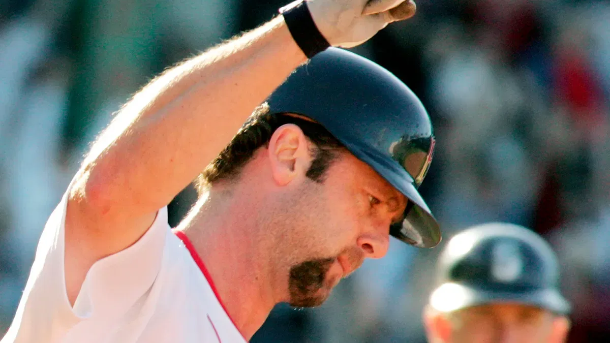 Tributes Pour In For 2004 Boston Red Sox World Series Champion Who ...
