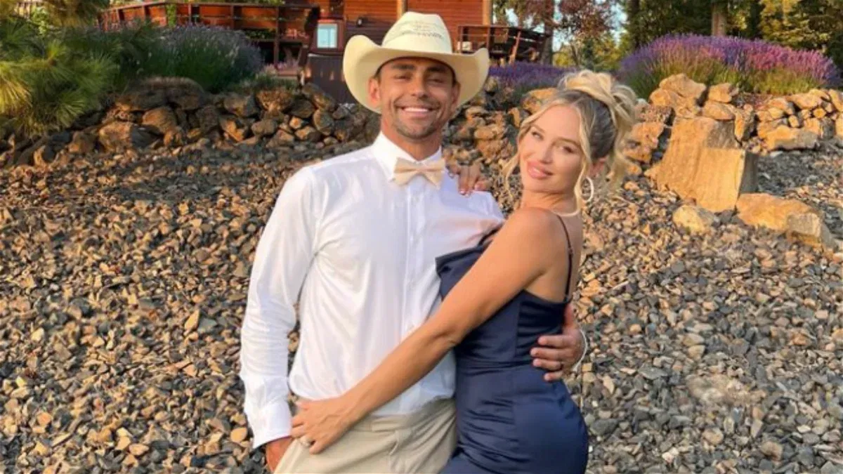 Sports Illustrated Swimsuit Model, Wife Of Former New England Patriots ...