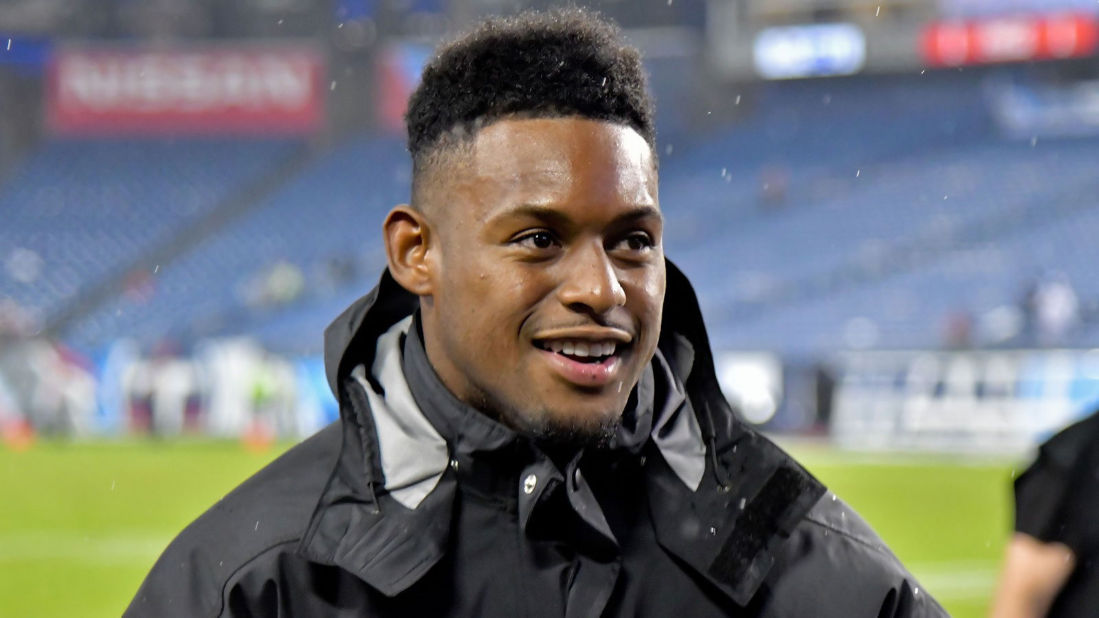 Juju Smith-Schuster Appears To Share Graphic Snapchat Of Him With A Woman In A Car With His ...