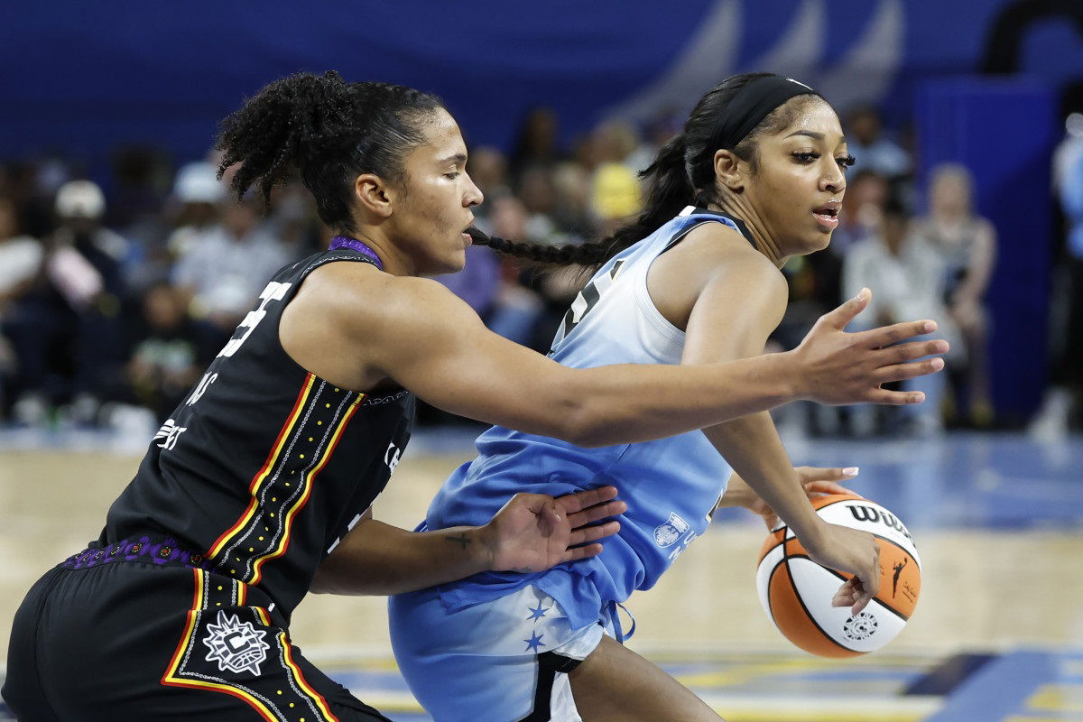 WNBA Reportedly Losing Massive Amount Of Money In 2024 - TMSPN