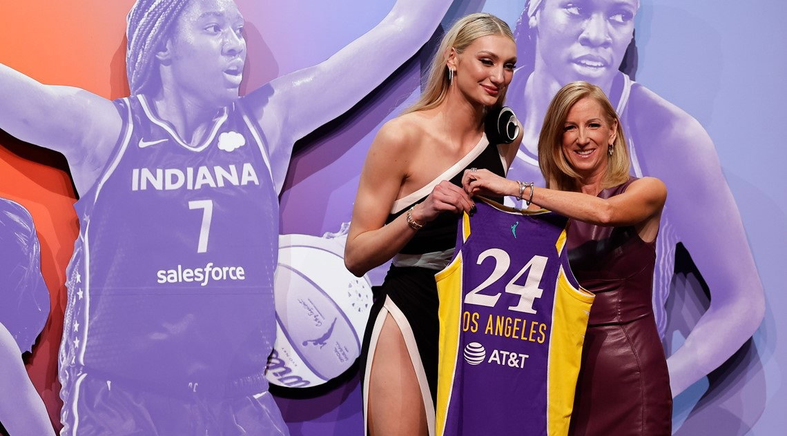 WNBA Star Cameron Brink, Sparks Teammates Turn Heads At Los Angeles ...