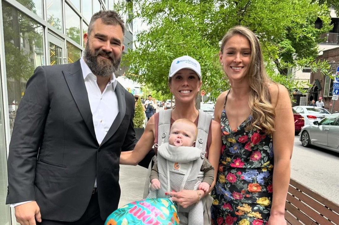 Jason Kelce Goes Viral Over His Choice of Shoe Attire For Wedding He ...