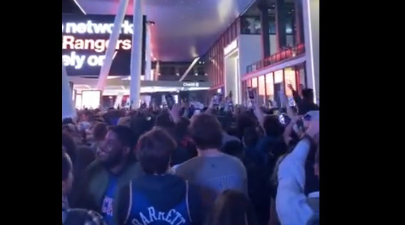 New York Knicks Fans Chanting Outside of MSG Goes Viral - TMSPN