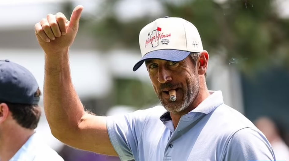 Aaron Rodgers Secretly Sends Support to Golfers on Venmo: ‘He’s Been ...