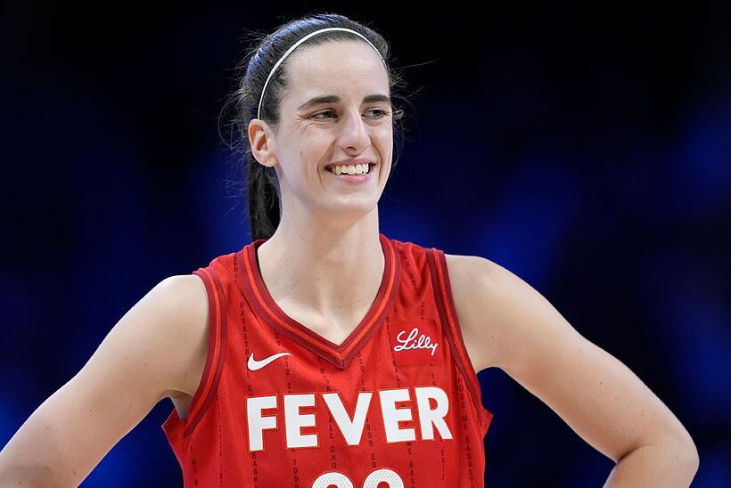 Fever Star Caitlin Clark Bulks Up in Offseason, Moves Up a Jersey Size ...