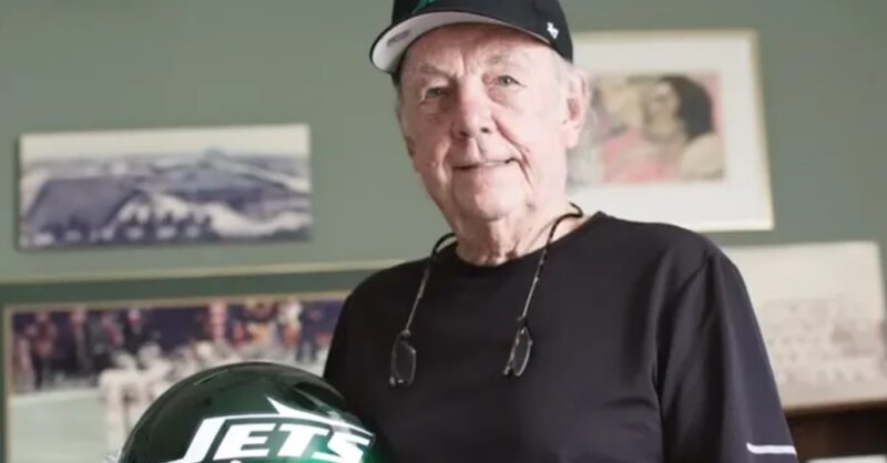 Creator of the New York Jets Logo Sues Team After They Unveiled New ...