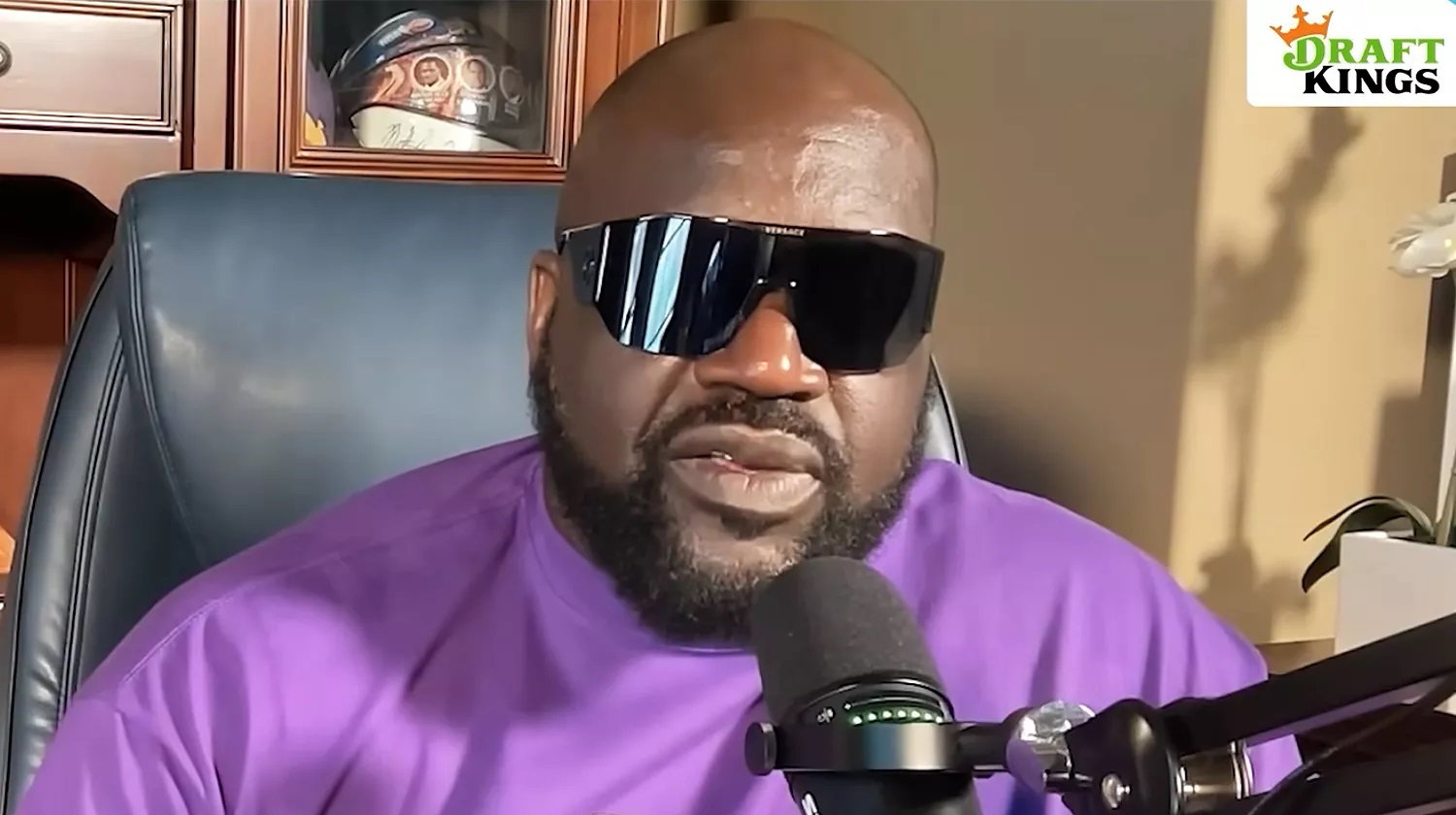 Shaq Apologizes to Drake After Sharing Photoshopped Image of Him in ...