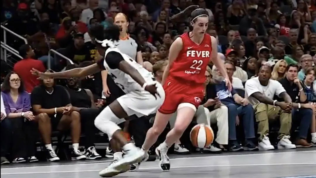 Caitlin Clark's Jaw-Dropping Behind-the-Back Dribble Looks Even More ...